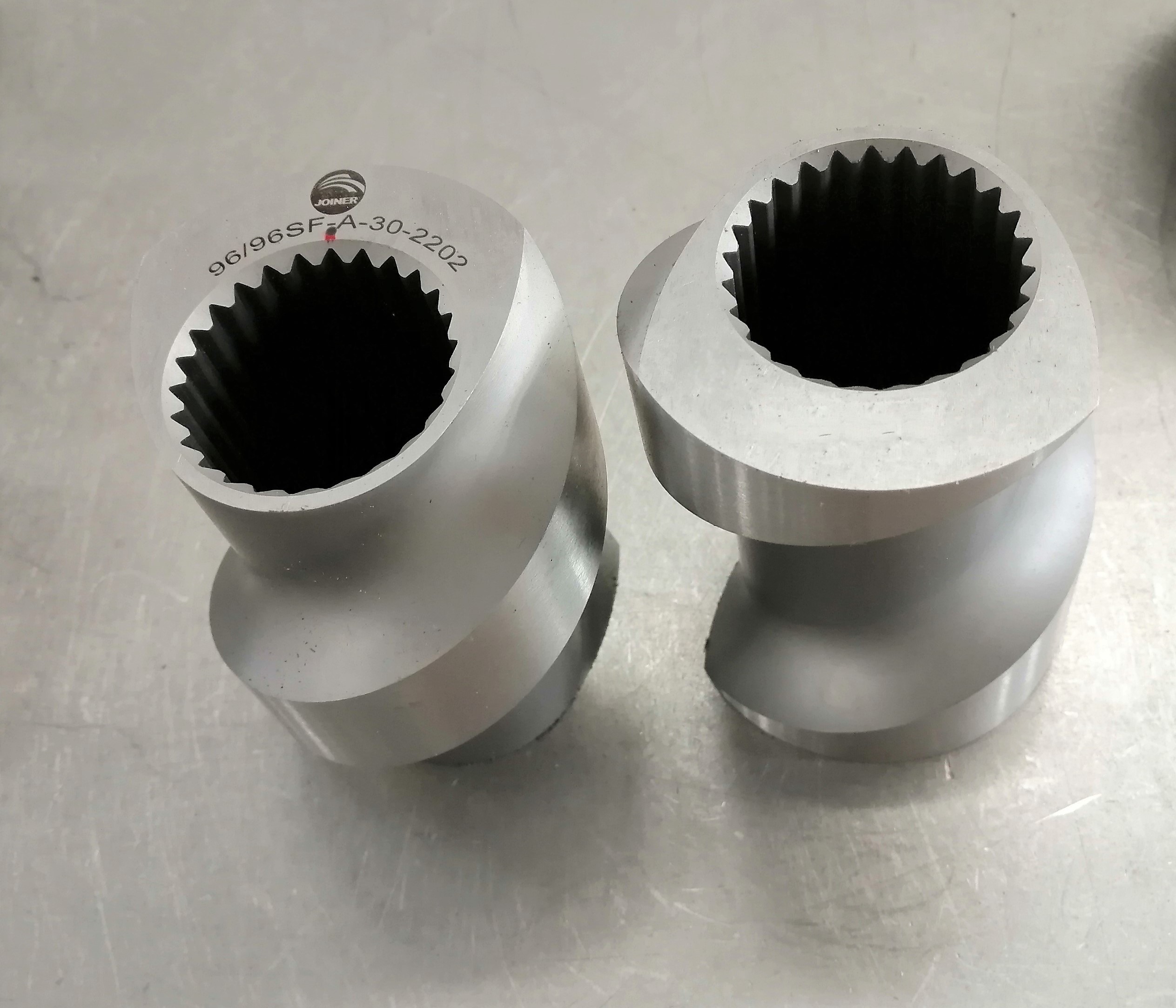 Manufacture And Design Wear or Corrosion Resistance Twin Screw ...